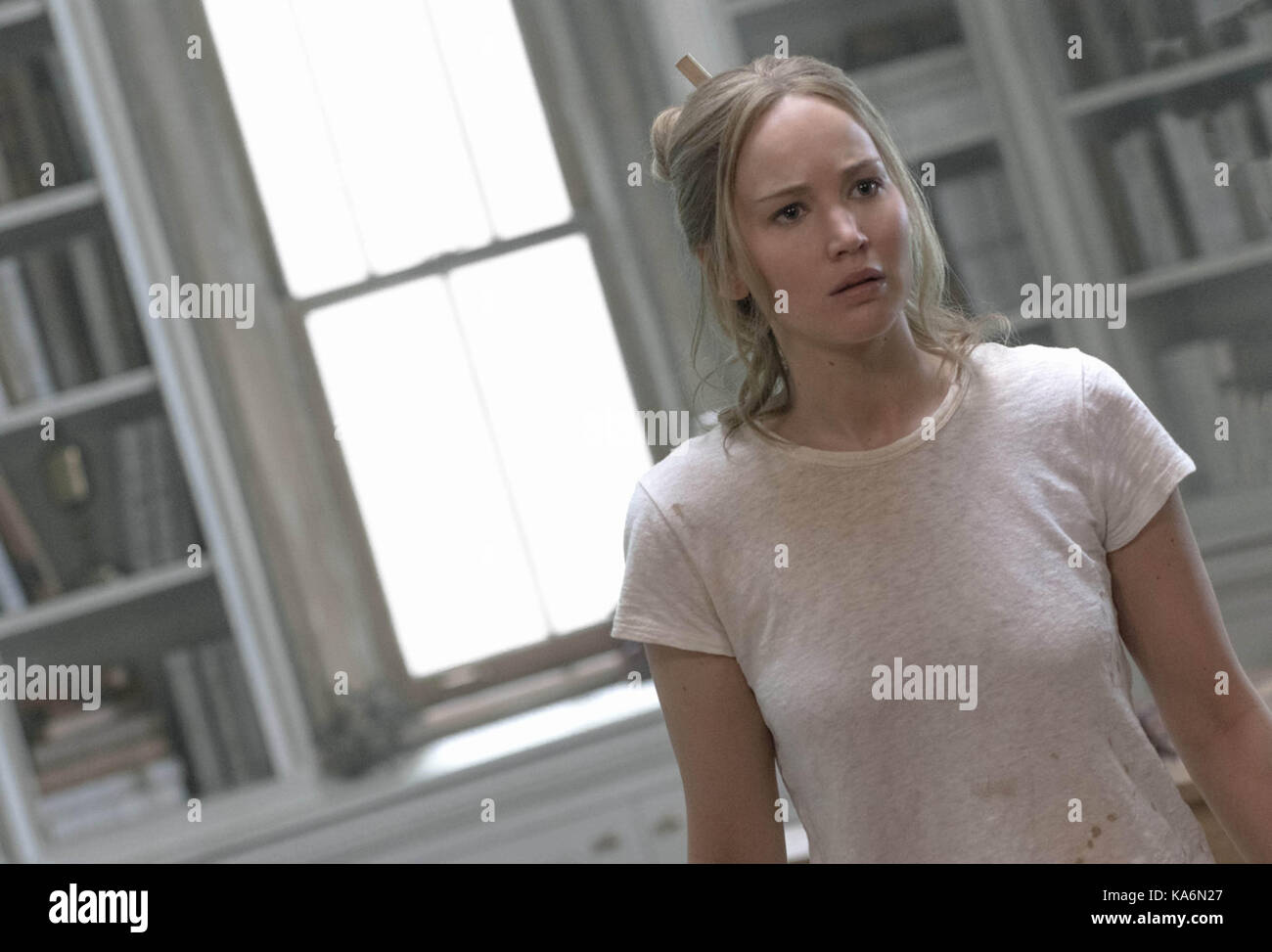 MOTHER! (2017) JENNIFER LAWRENCE DARREN ARONOFSKY (DIR) PARAMOUNT ...