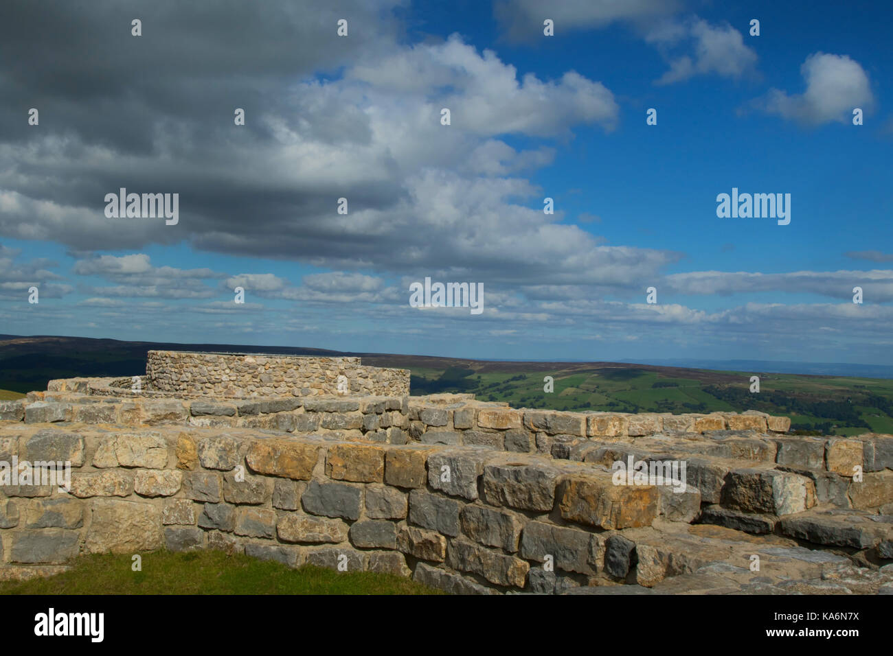 The Coldstones Cut Yorkshire's biggest and highest public artwork ...