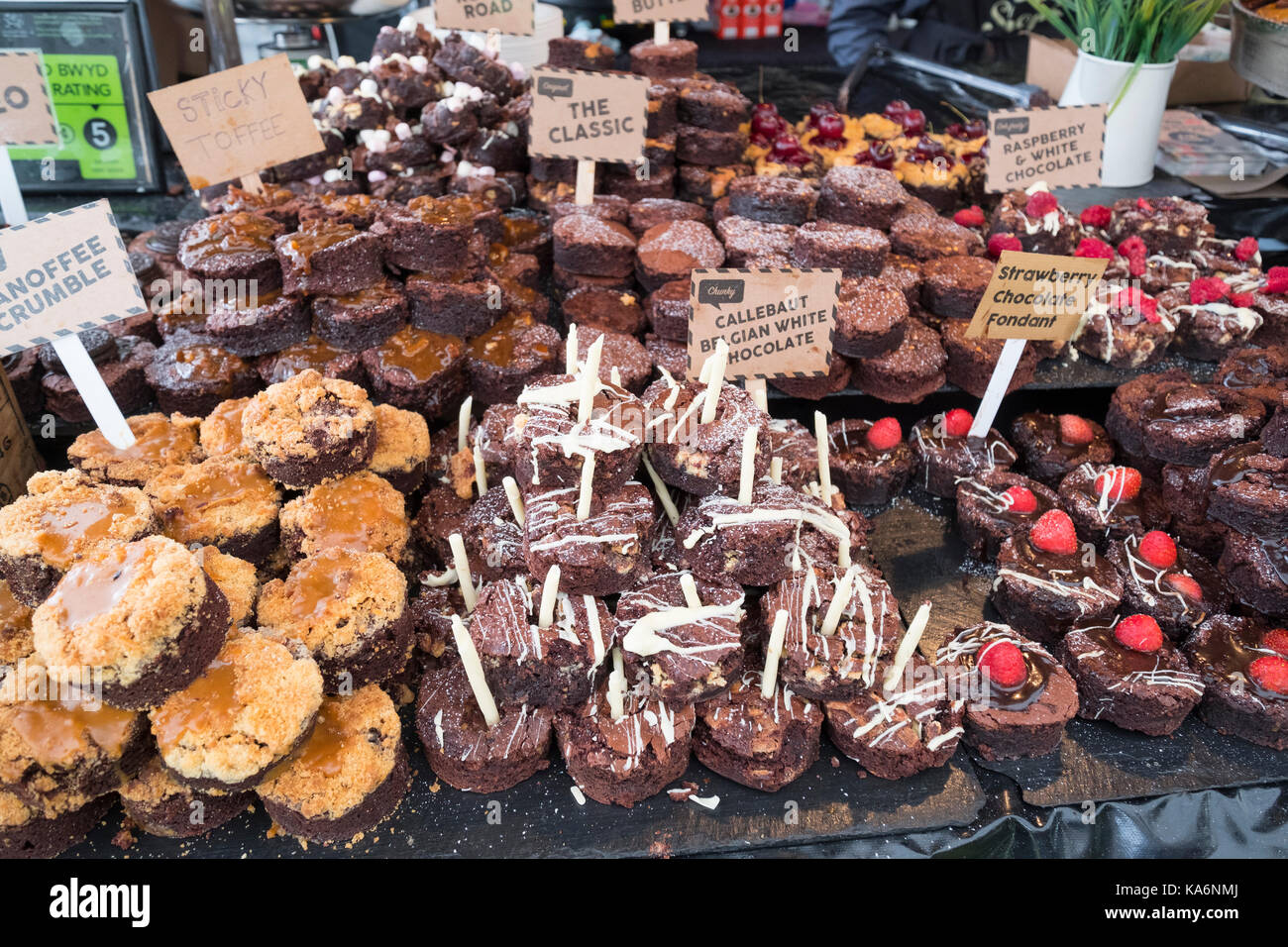 Cake stall at the Ludlow 2017 Food Festival Stock Photo - Alamy