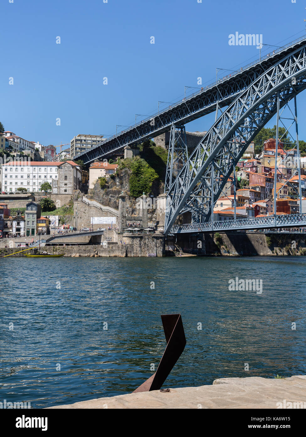 Dom Luis I Bridge over Douro River in Porto, Portugal Stock Photo - Alamy