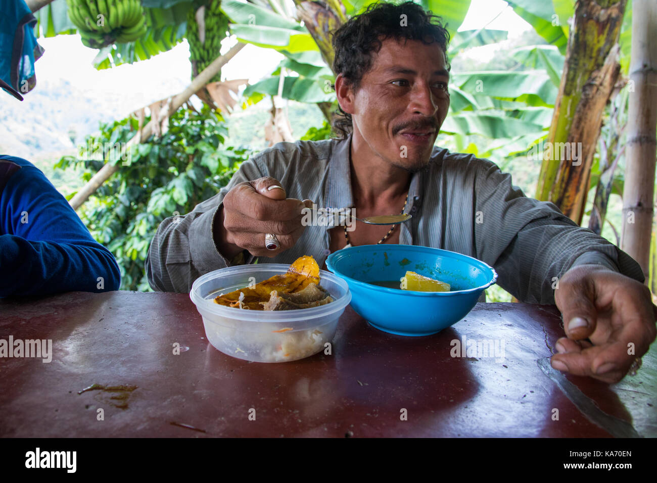 Colombian people eating hi-res stock photography and images - Alamy