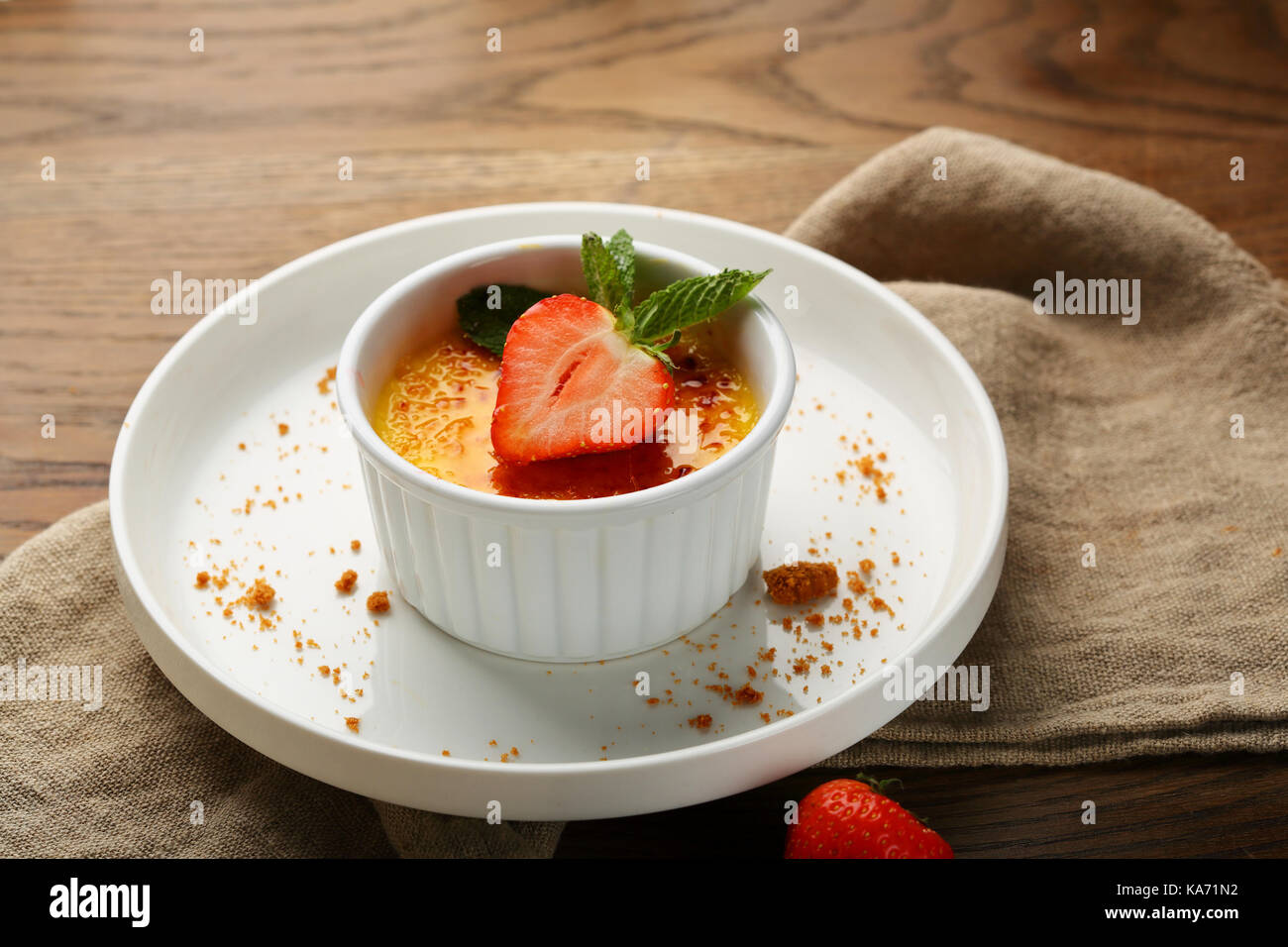 Creme brulee dessert, food closeup Stock Photo - Alamy