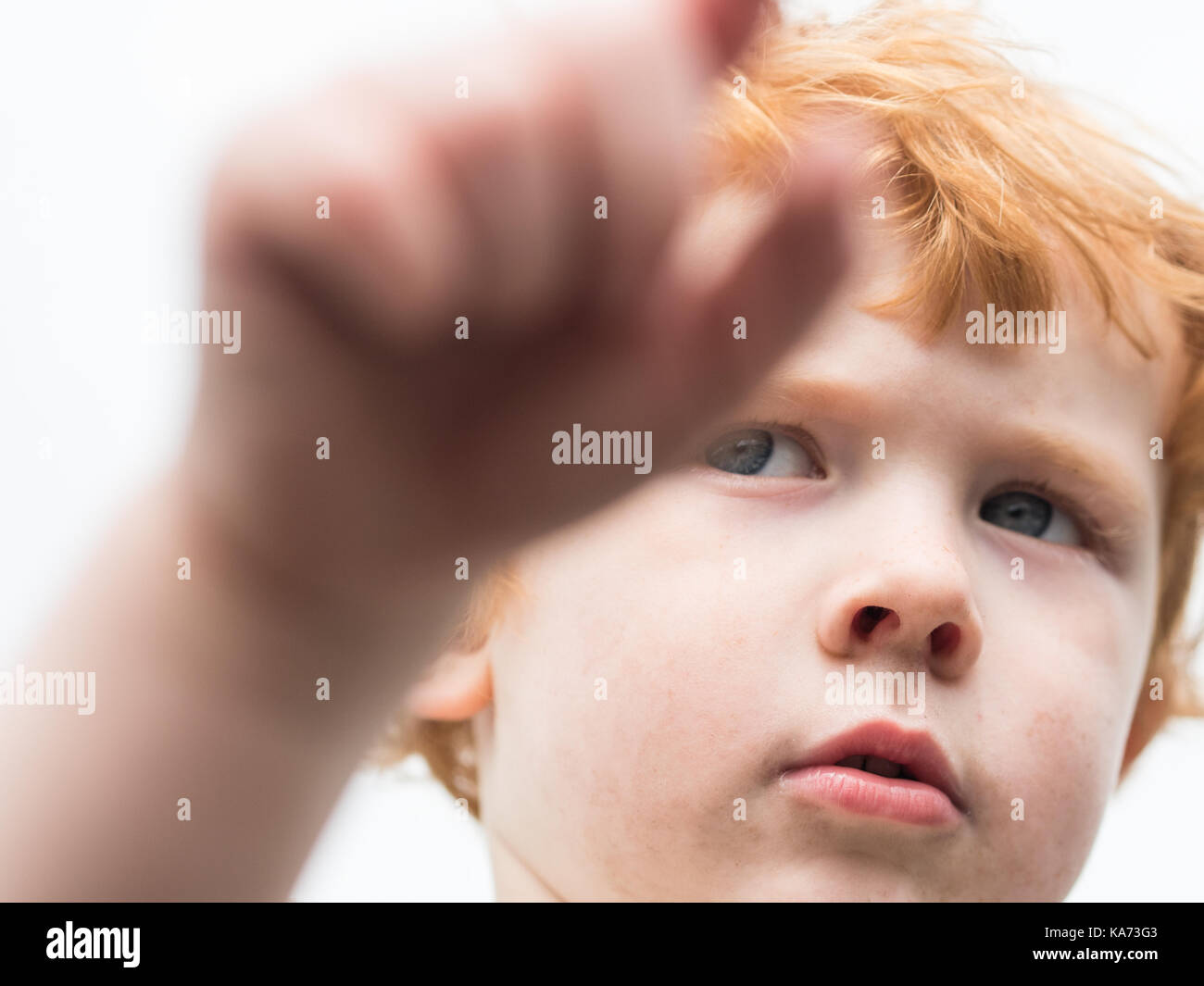 Pointing playing kids hi-res stock photography and images - Alamy