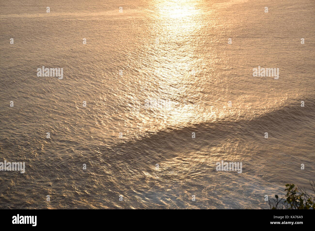 Sun moon cloud sea hi-res stock photography and images - Alamy
