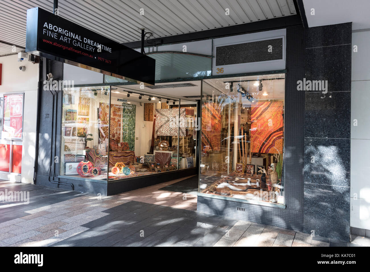 An Aboriginal art store in The Corso, a pedestrian and main shopping ...