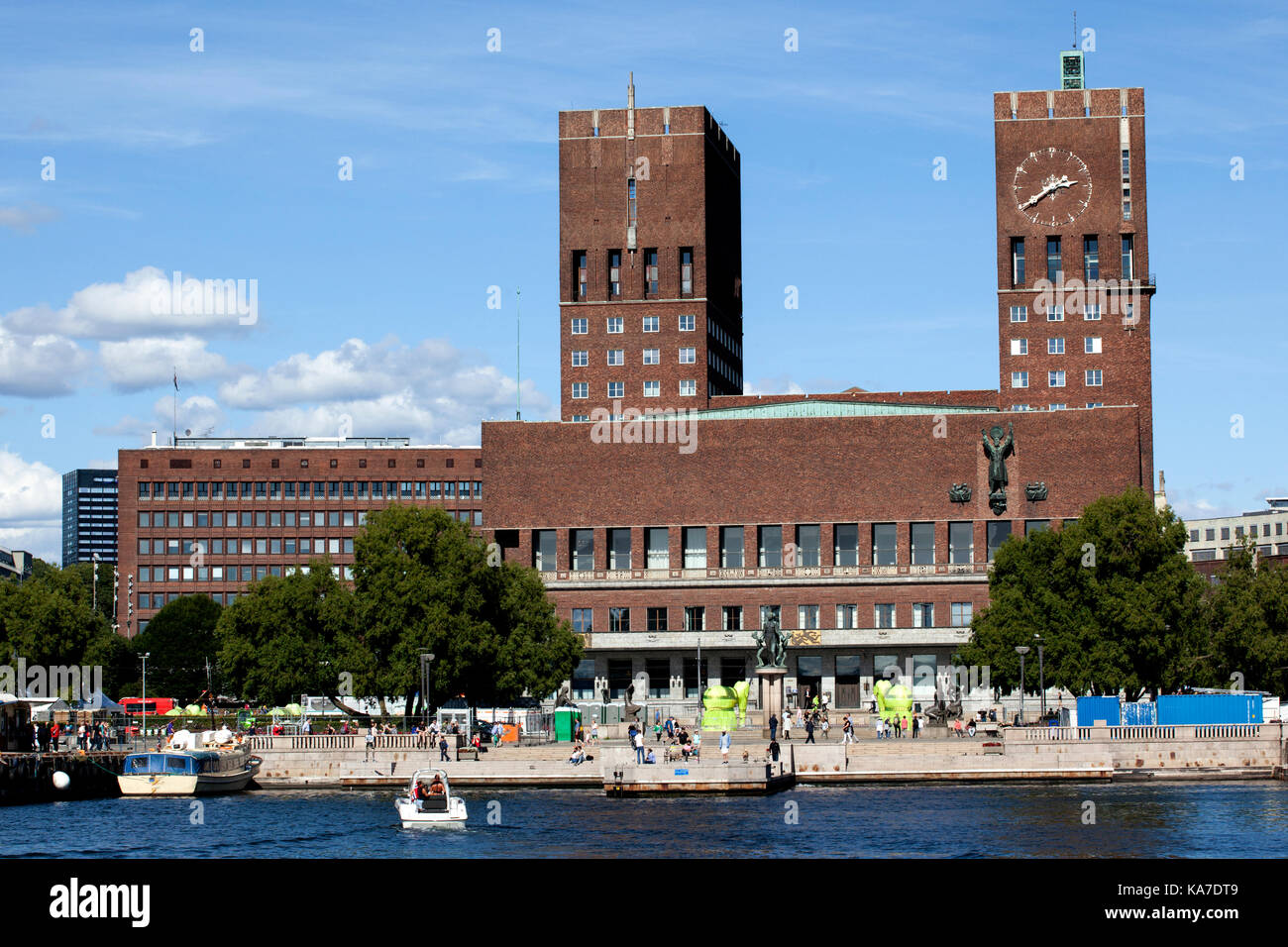 oslo city hall skyline Stock Photo - Alamy