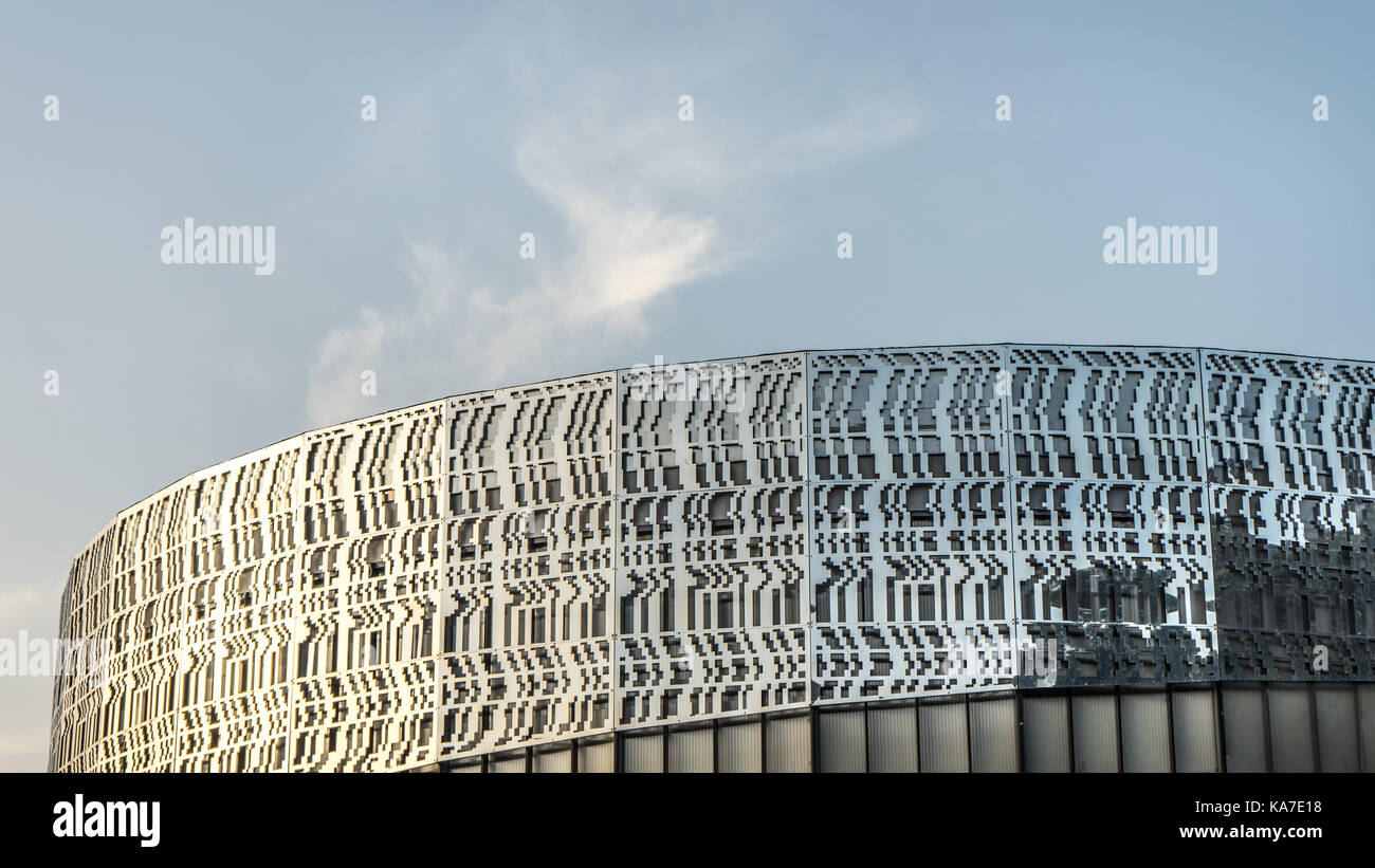 The upper part of a modern building hi-res stock photography and images ...