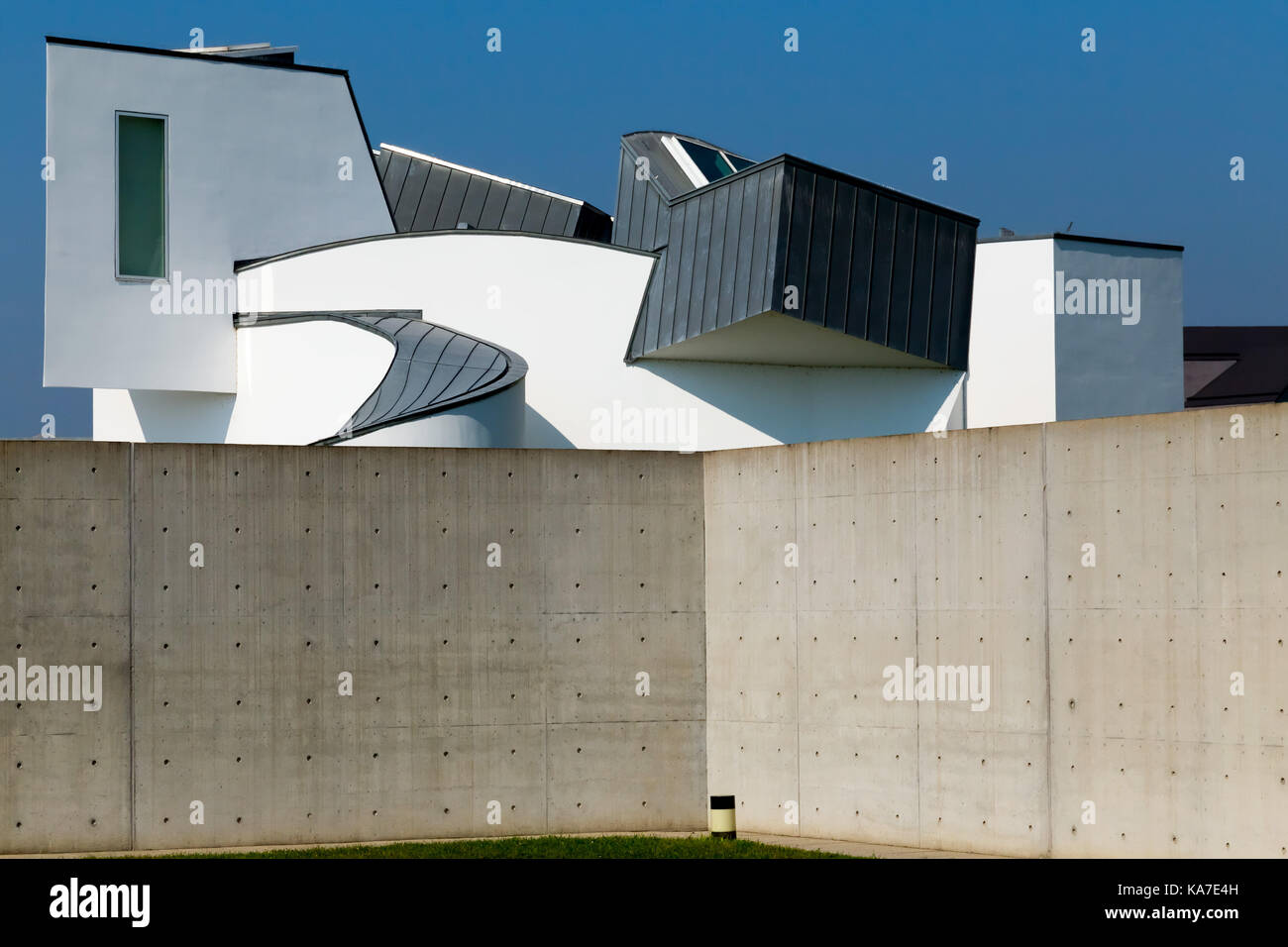 Vitra Design Museum in Vitra Park, architect Frank O. Gehry, Weil am ...