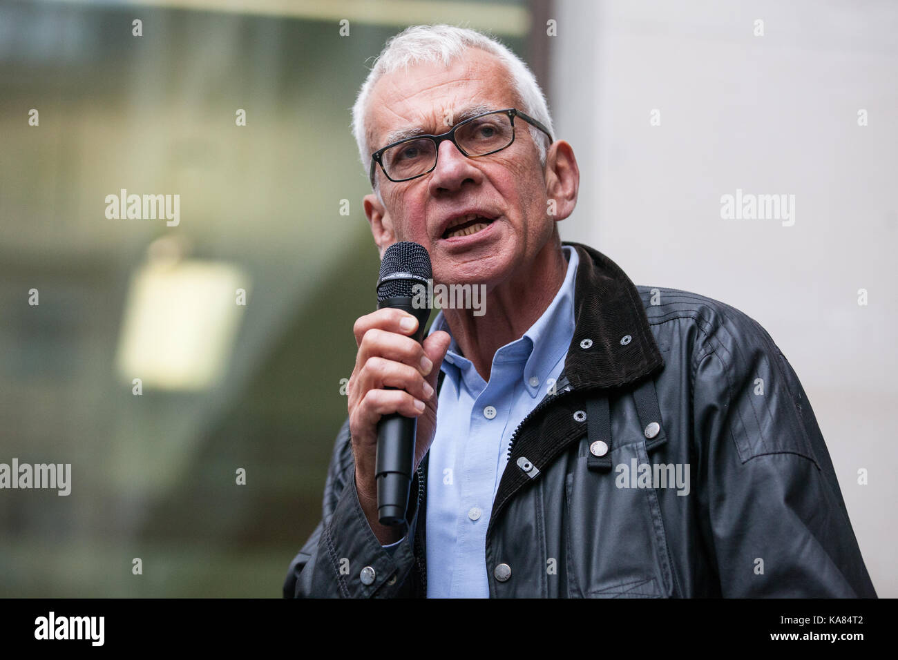 London, UK. 25th Sep, 2017. Paul Holbrow of Islington Stand Up To ...