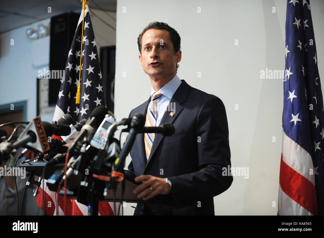 ***FILE PHOTO*** U.S. Rep. Anthony Weiner (D-NY) announces his ...
