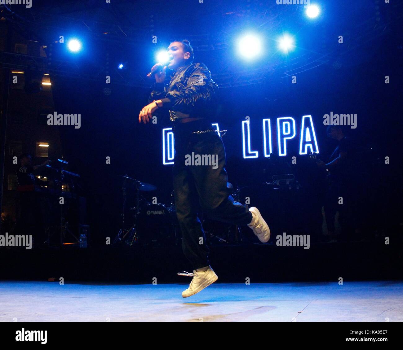 Dua lipa on stage hi-res stock photography and images - Alamy