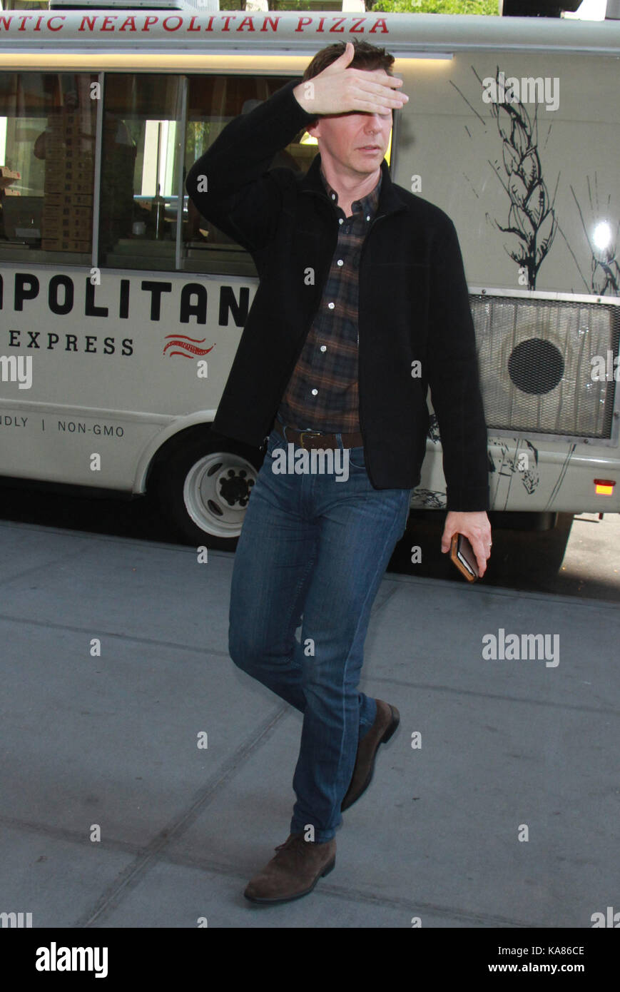 New York, NY, USA. 25th Sep, 2017. Sean Hayes at SiriusXM TownHall ...