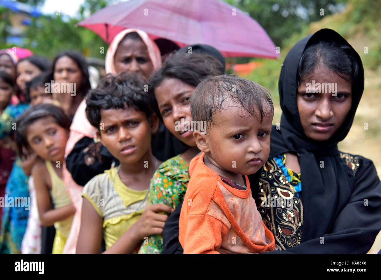 Coz's Bazar, Bangladesh. 25th Sep, 2017. Myanmar's minority rohingya ...