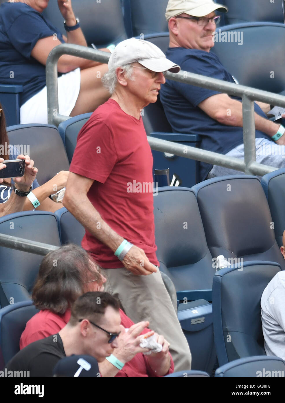 New York, NY, USA. 25th Sep, 2017. Actor Larry David attends New York ...