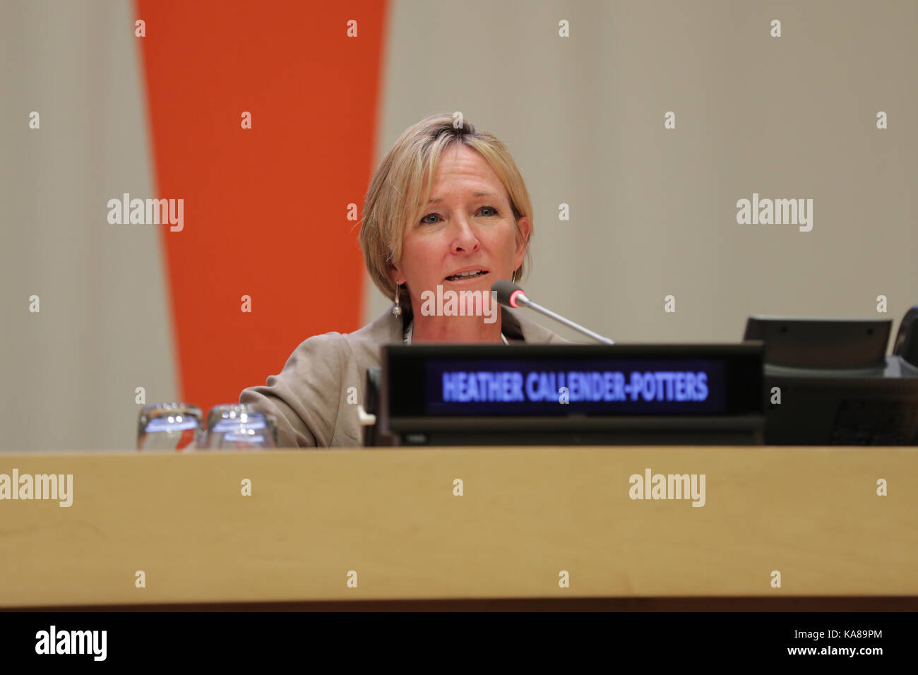 Heather callender potters hi-res stock photography and images - Alamy