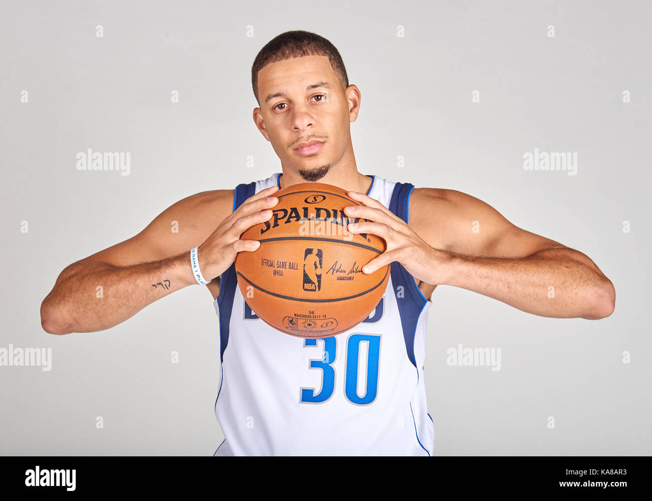 Sept 25, 2017: Dallas Mavericks guard Seth Curry #30 poses during the ...