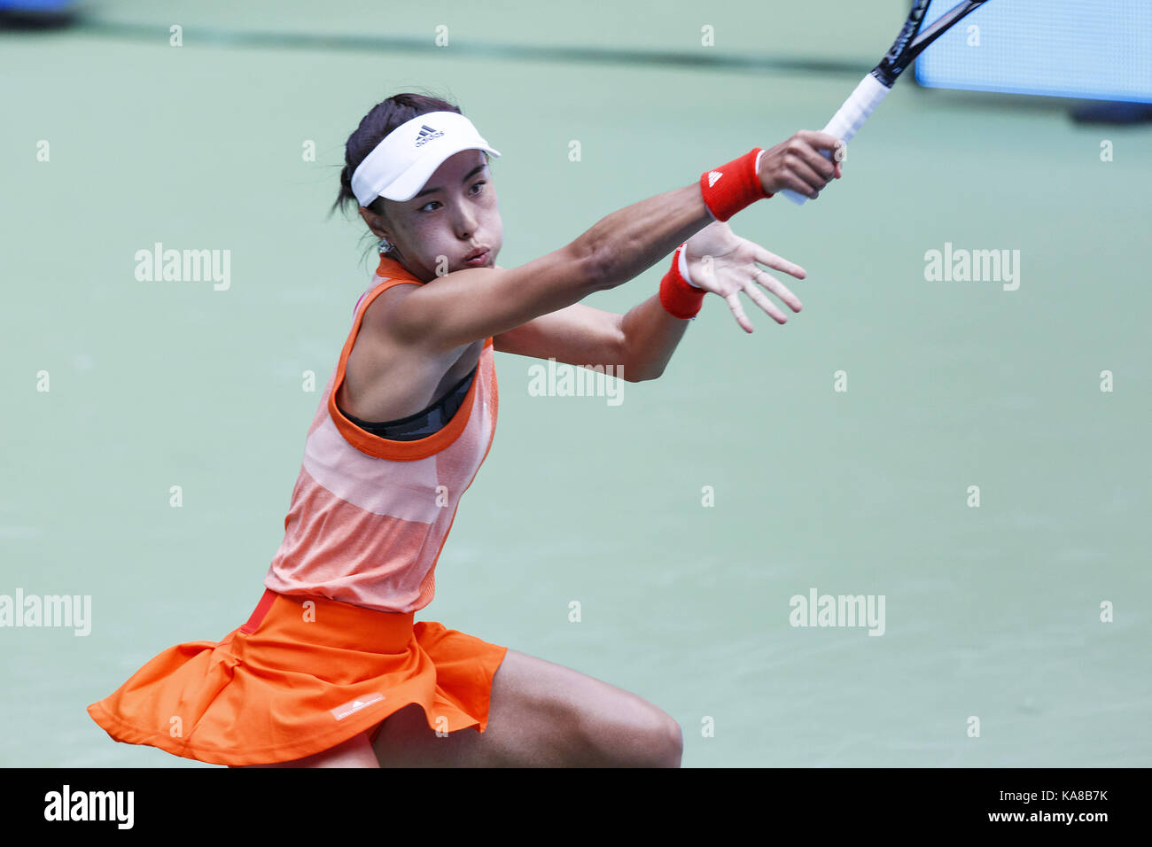 Wang qiang chinese tennis hi-res stock photography and images - Alamy