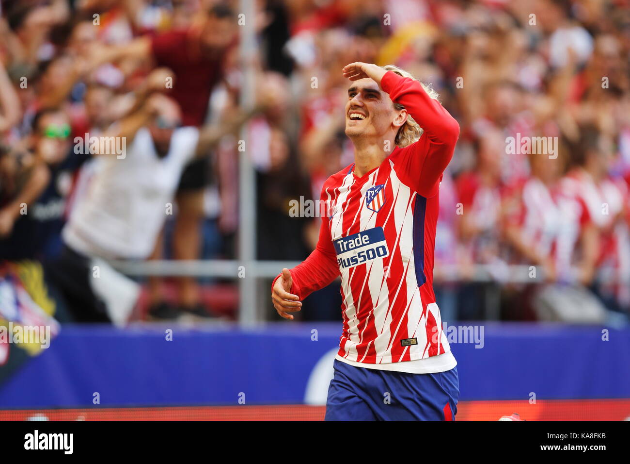 Celebración de antoine griezmann hi-res stock photography and images ...