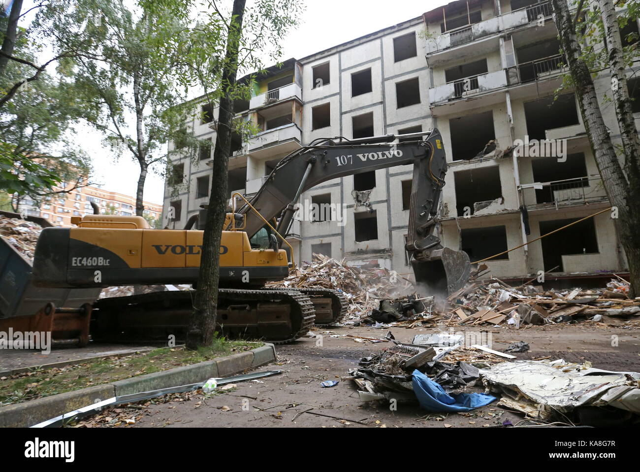 Soviet Era Prefabricated Building High Resolution Stock Photography and ...