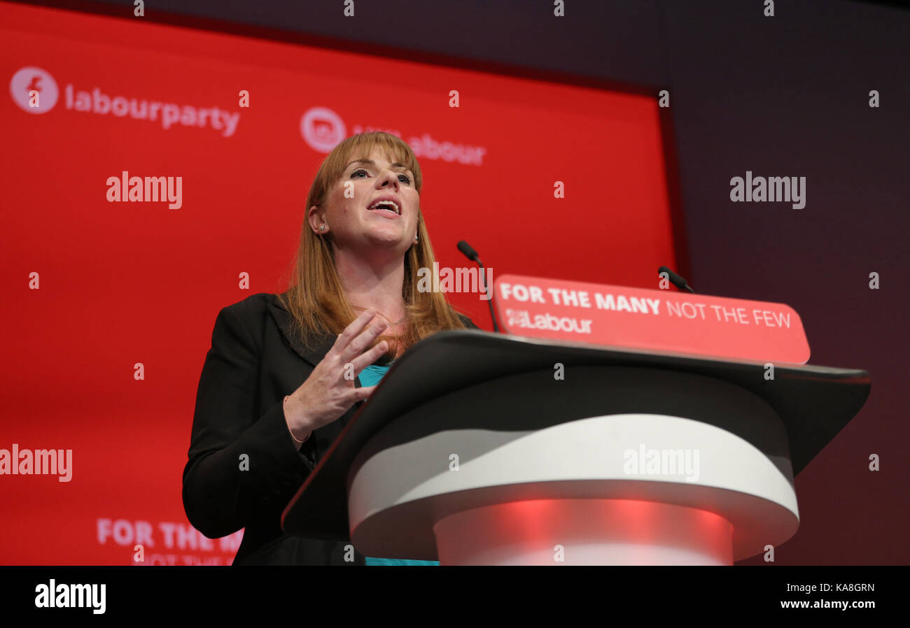 Angela raynor hi-res stock photography and images - Alamy