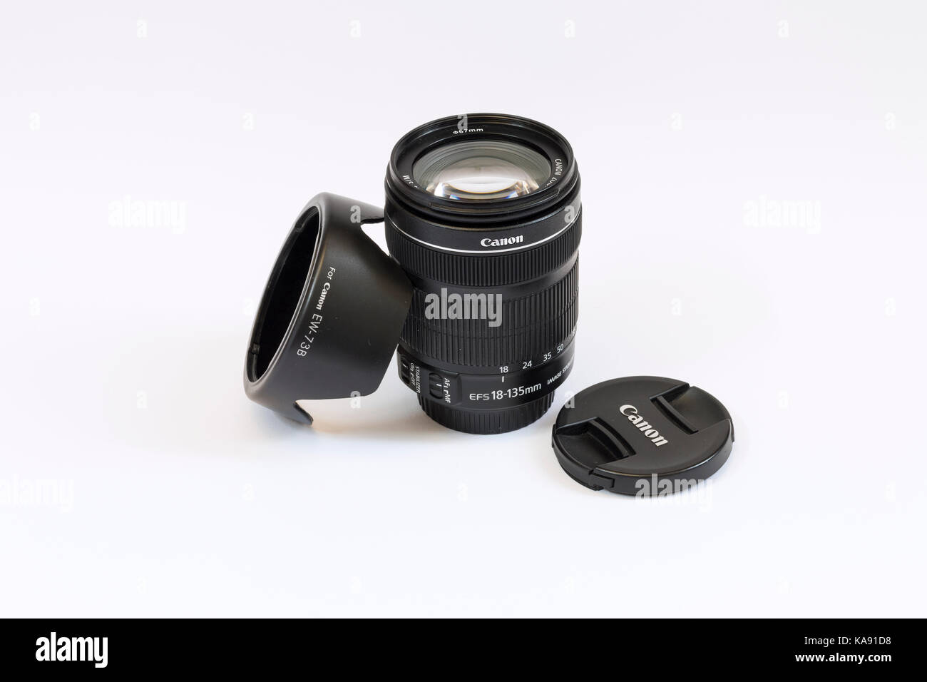 18 135mm lens hi-res stock photography and images - Alamy