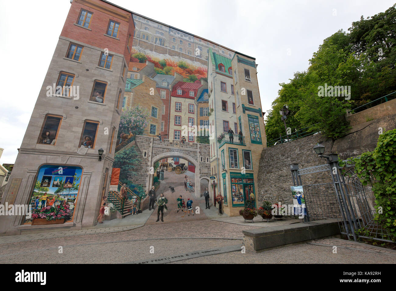 Fresque Des Quebecois Stock Photos & Fresque Des Quebecois Stock Images ...
