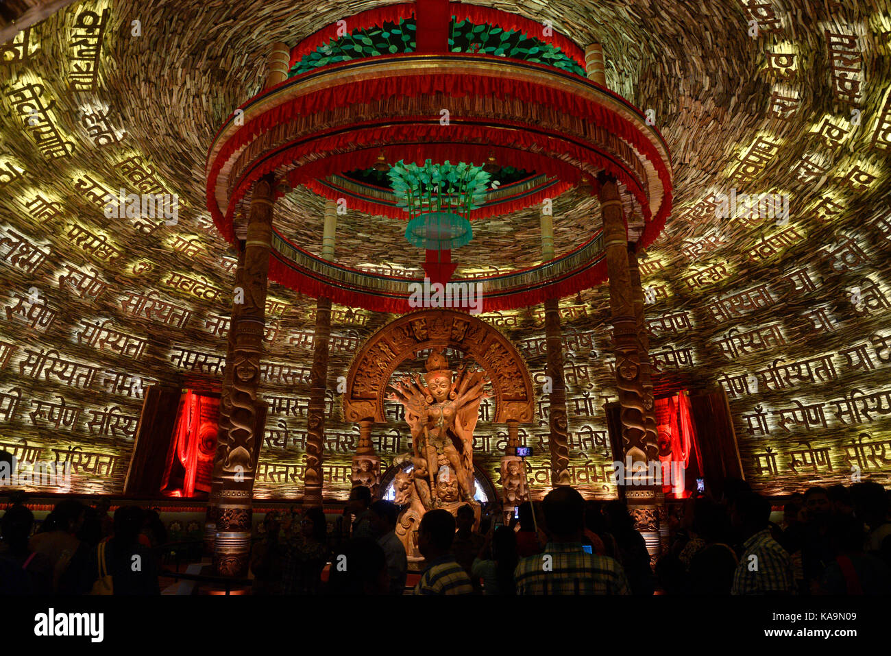 Durga puja pandal interior hi-res stock photography and images - Alamy