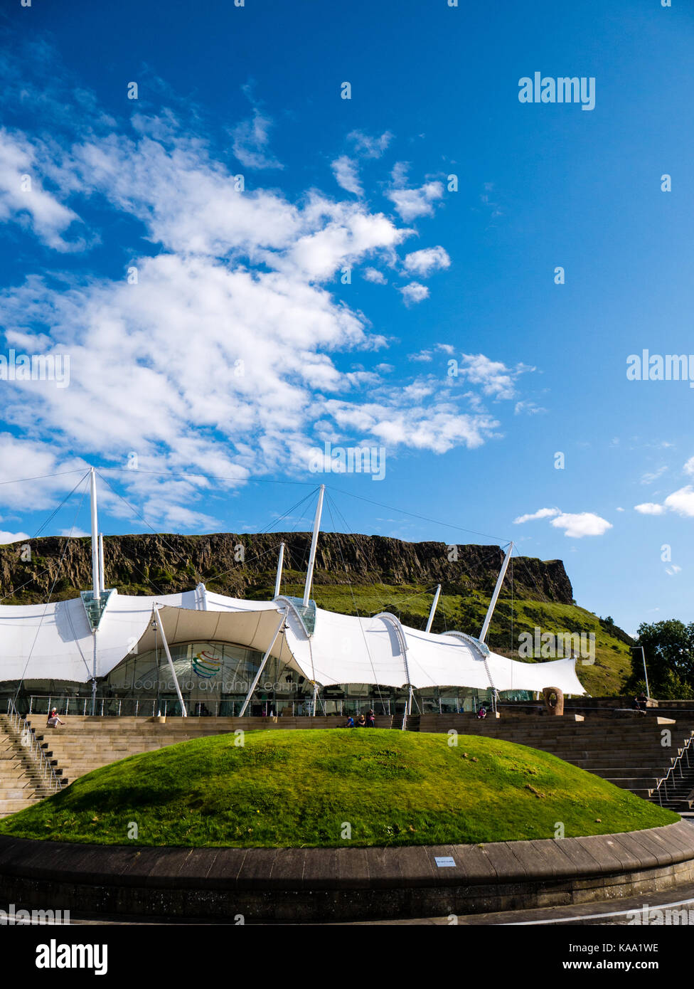Dynamic earth edinburgh hi-res stock photography and images - Alamy