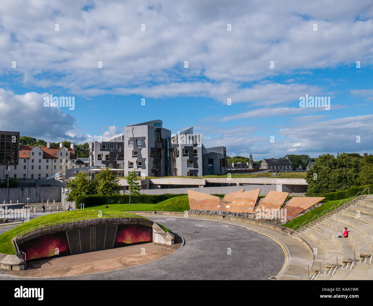 Dynamic earth in edinburgh hi-res stock photography and images - Alamy