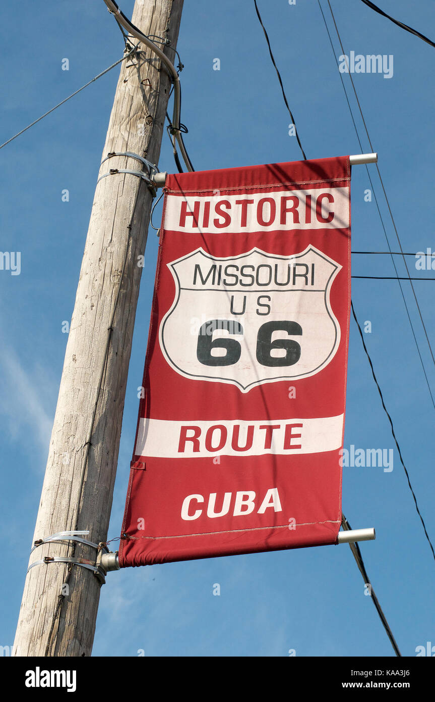 Route 66 sign - roadside in Cuba, Missouri, USA Stock Photo - Alamy