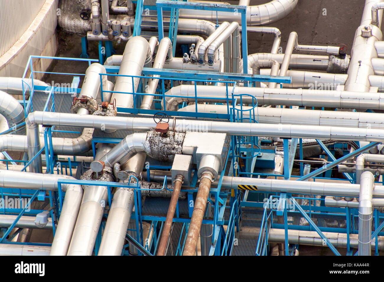 Industrial concept. Liquid gas container. Gas storage in the port ...