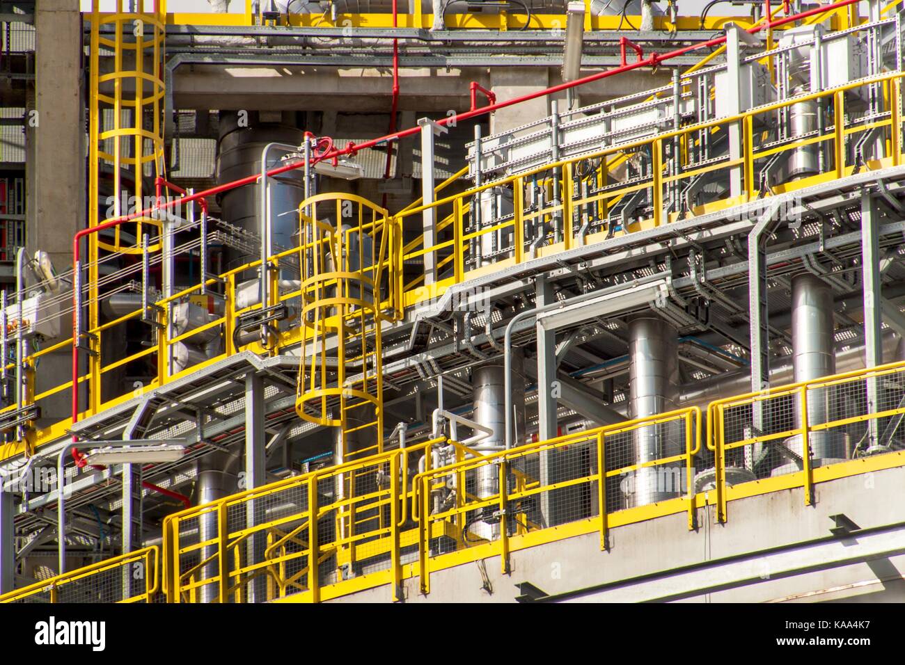 Industrial concept. Liquid gas container. Gas storage in the port ...