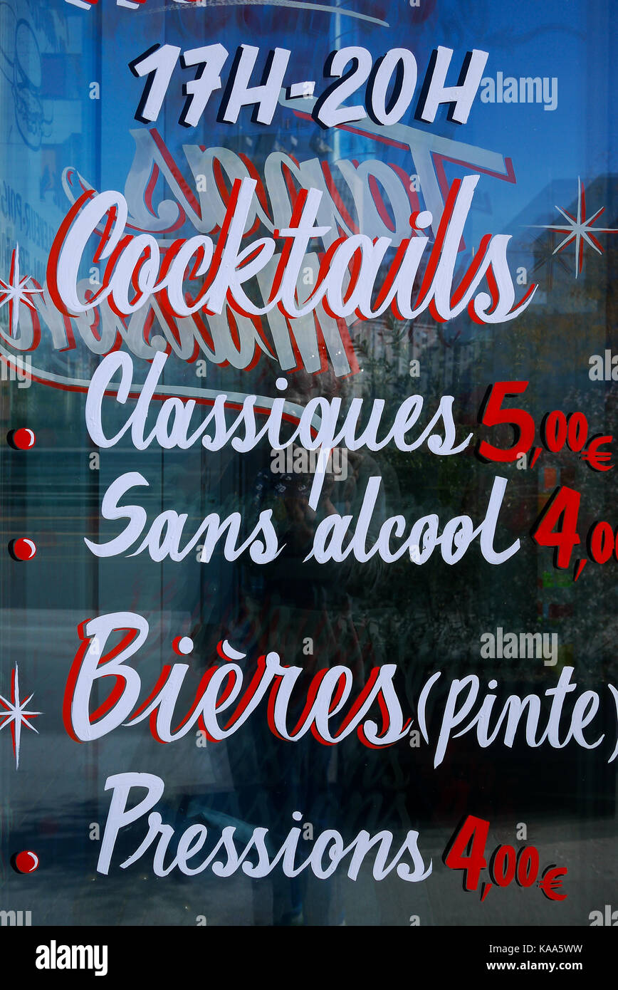 Modern café in Paris, France Stock Photo - Alamy