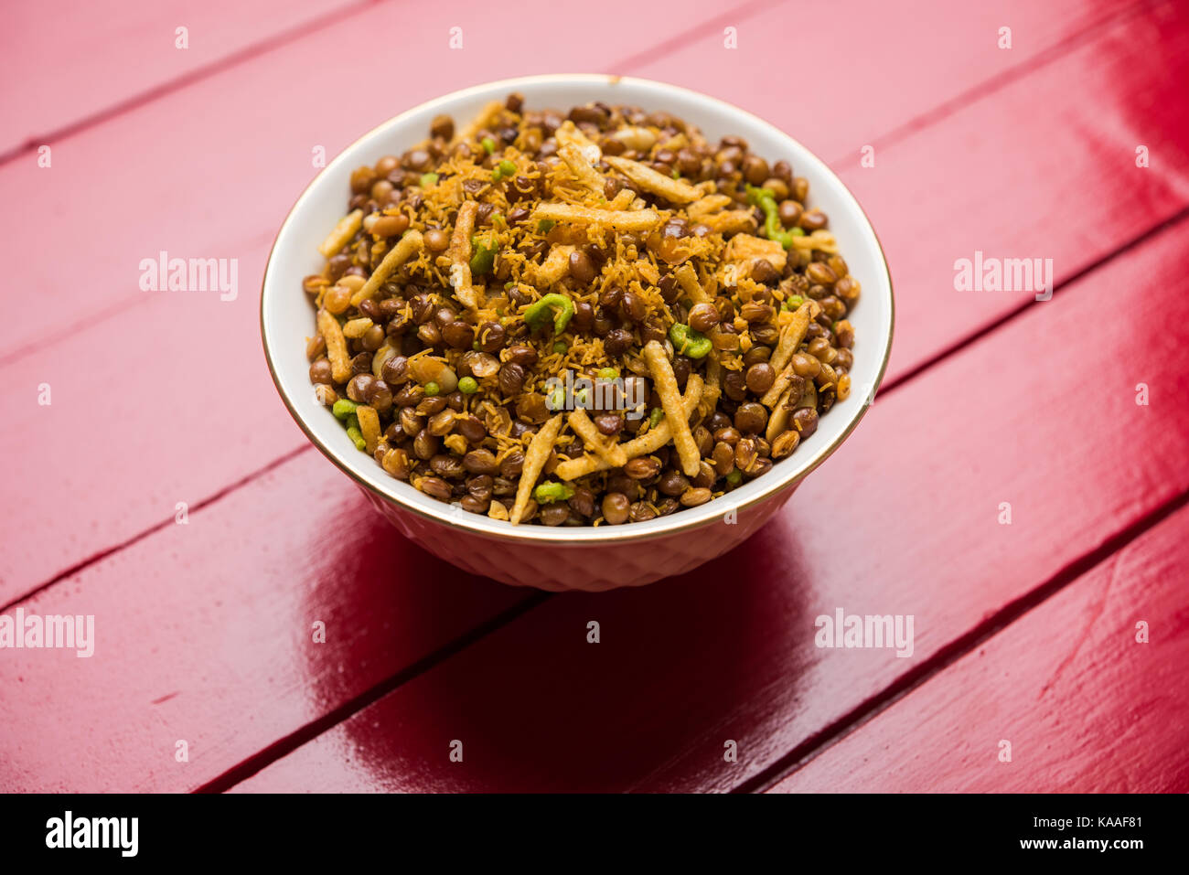 Dal moth hi-res stock photography and images - Alamy