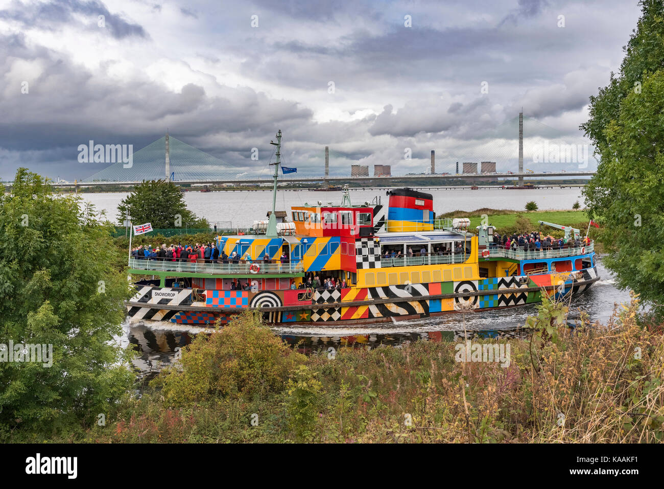 Mersey ferry snowdrop canal hi-res stock photography and images - Alamy