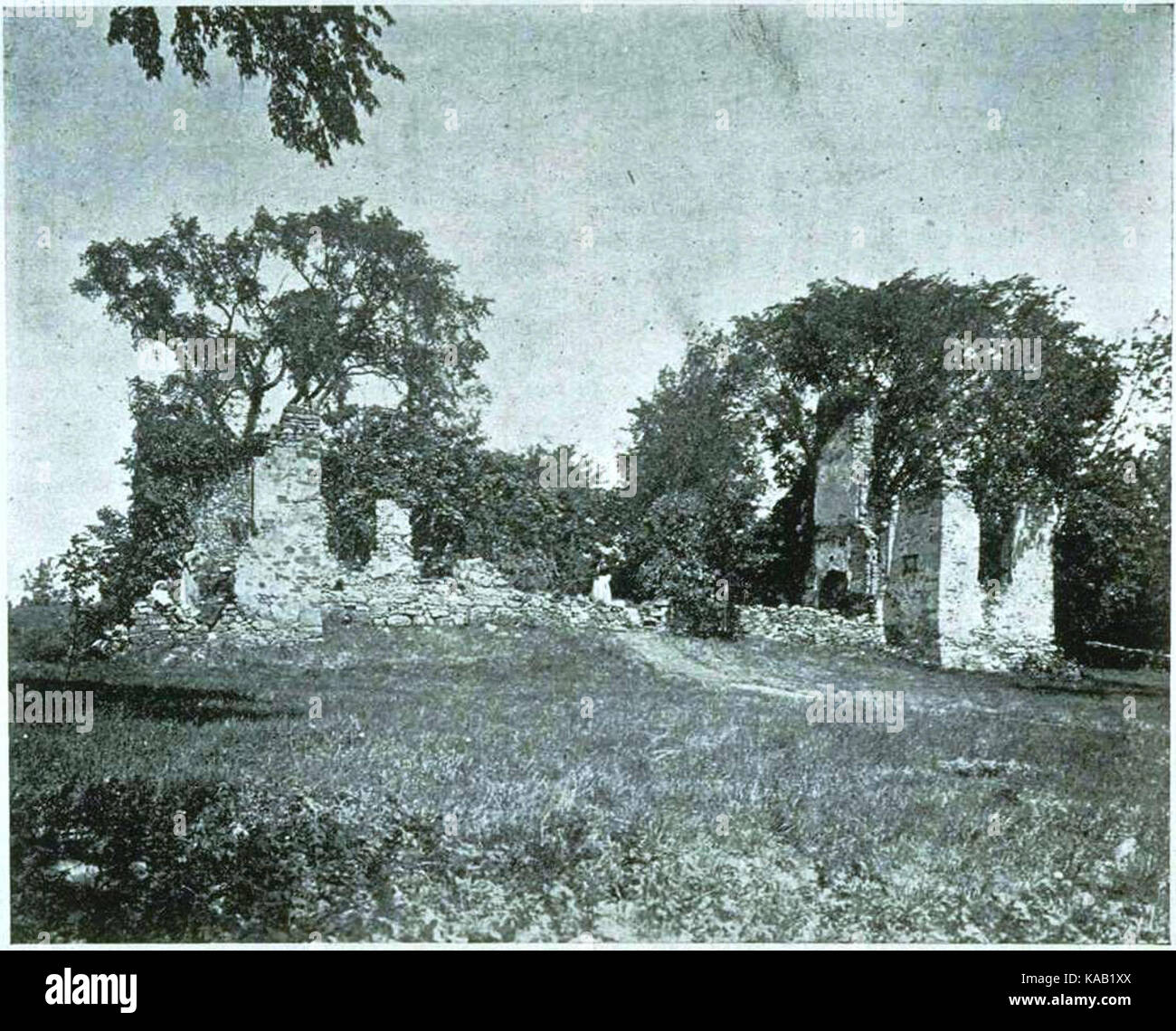 Ruines du fort de Senneville Stock Photo - Alamy
