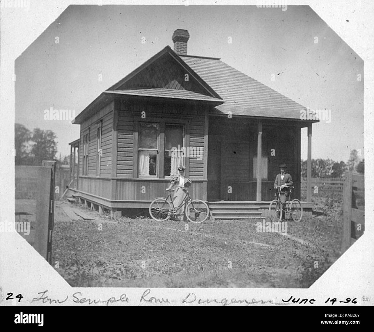 Residence of Tom S Semple, Dungeness, Washington, June 14, 1896 (KIEHL ...