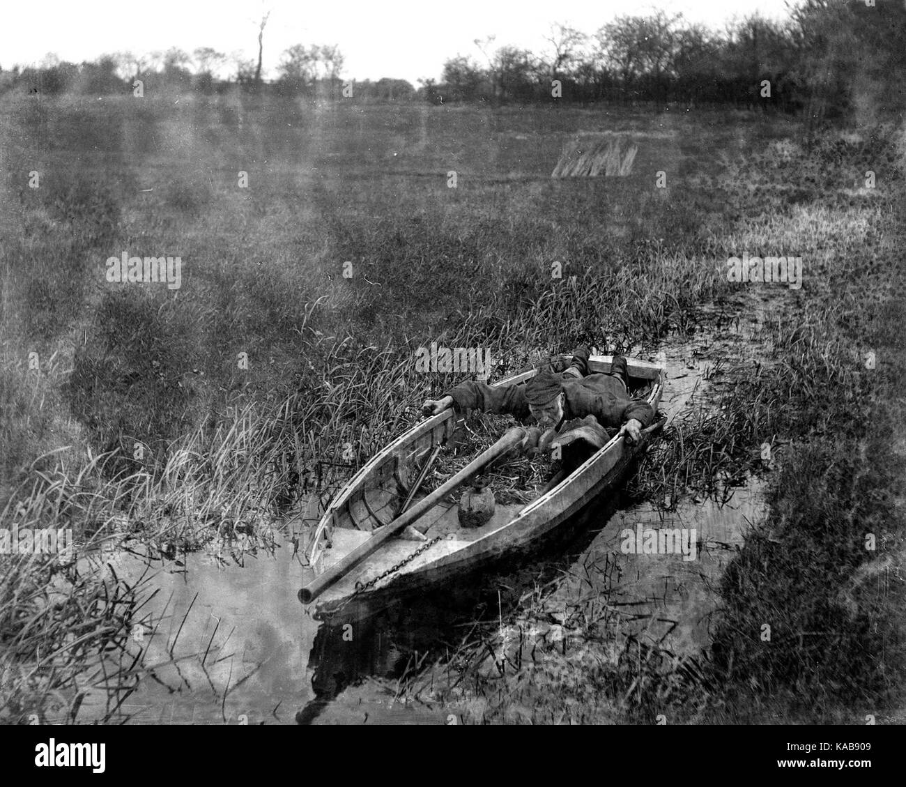 Punt gun hi-res stock photography and images - Alamy
