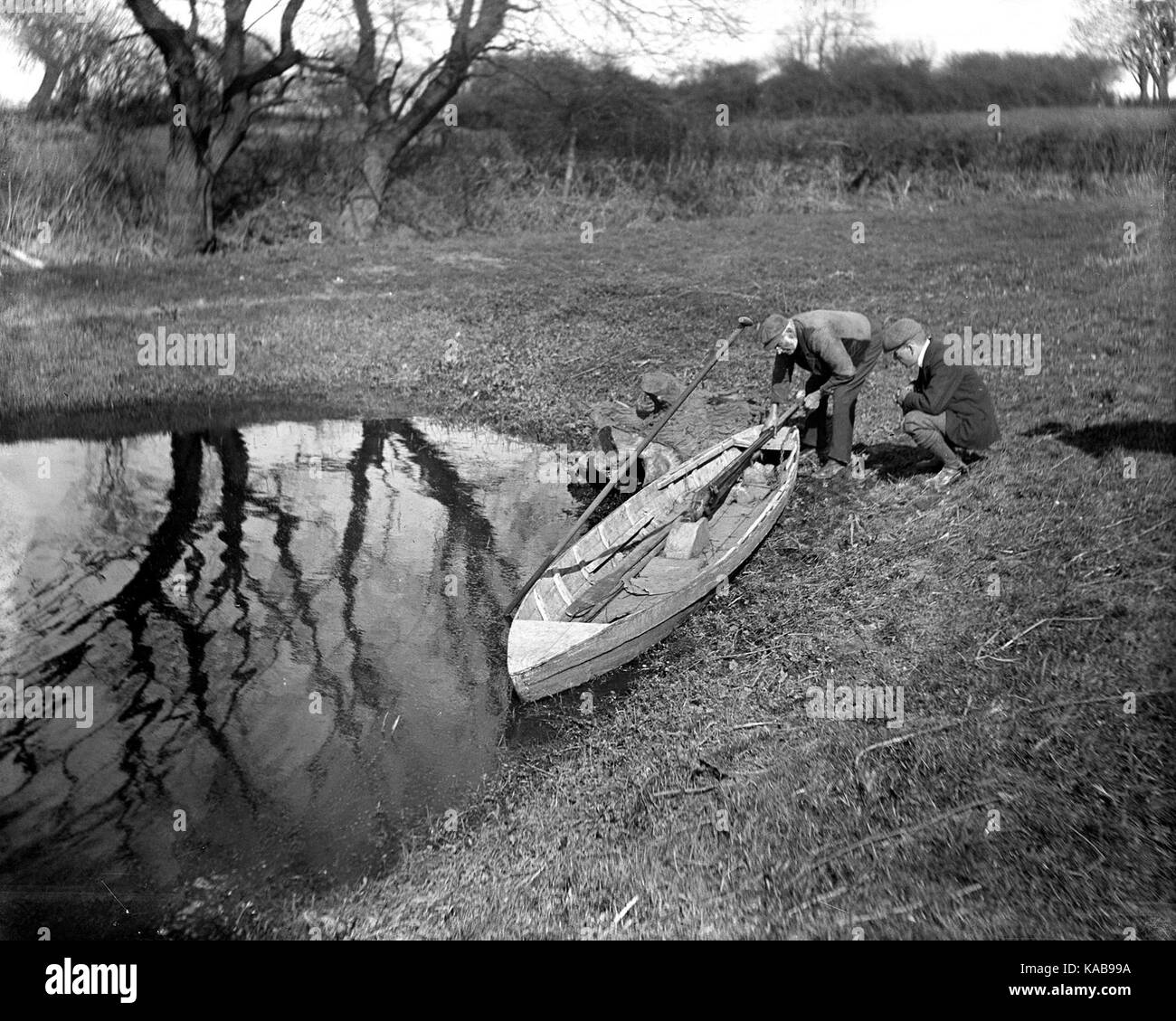 Punt gun hi-res stock photography and images - Alamy