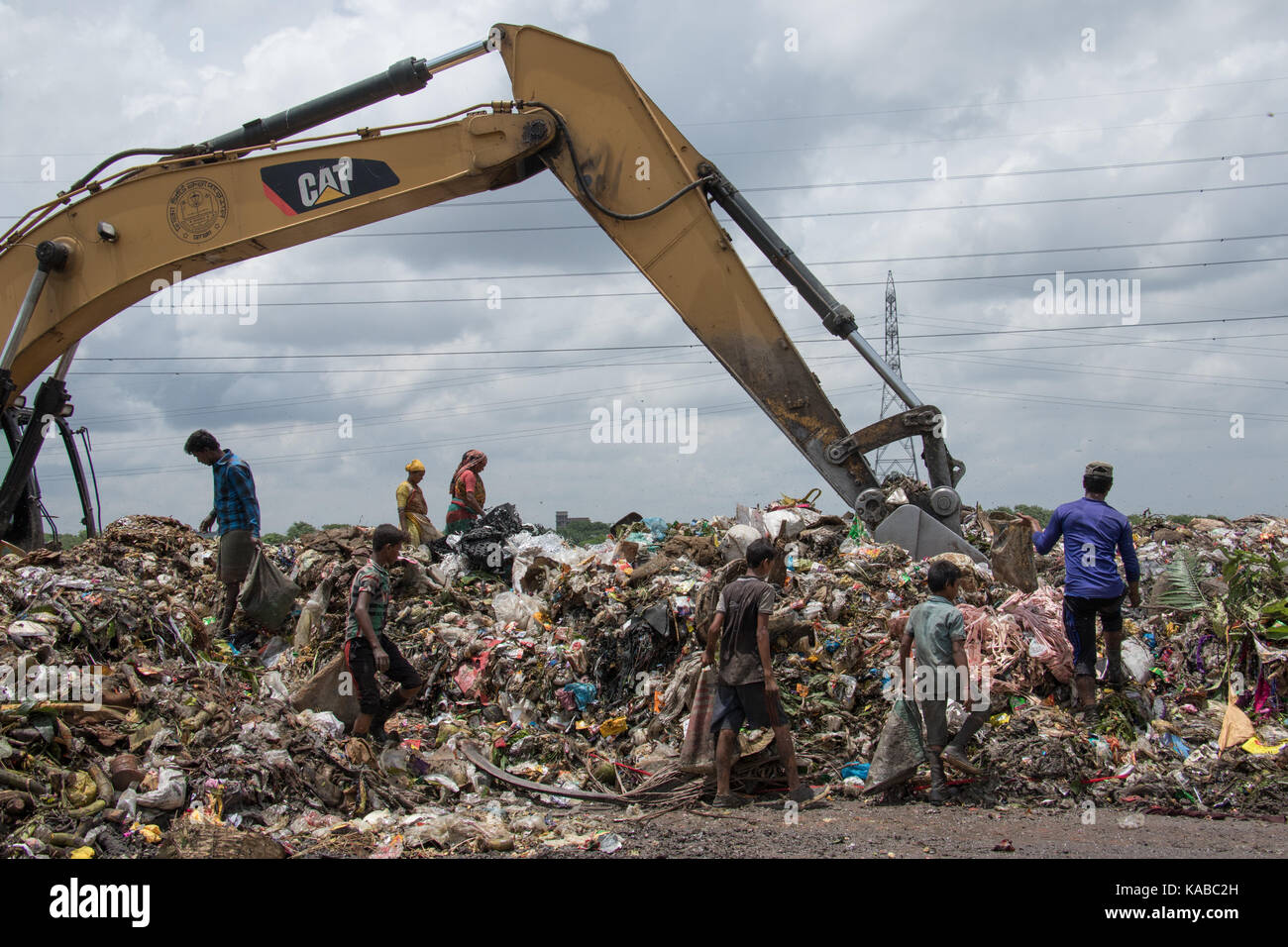 Life in garbage Stock Photo - Alamy