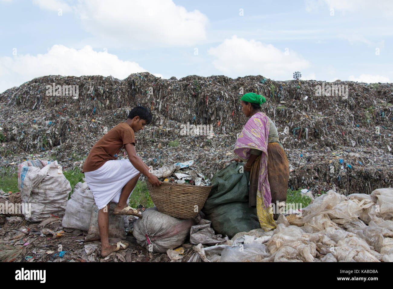 Life in garbage Stock Photo - Alamy