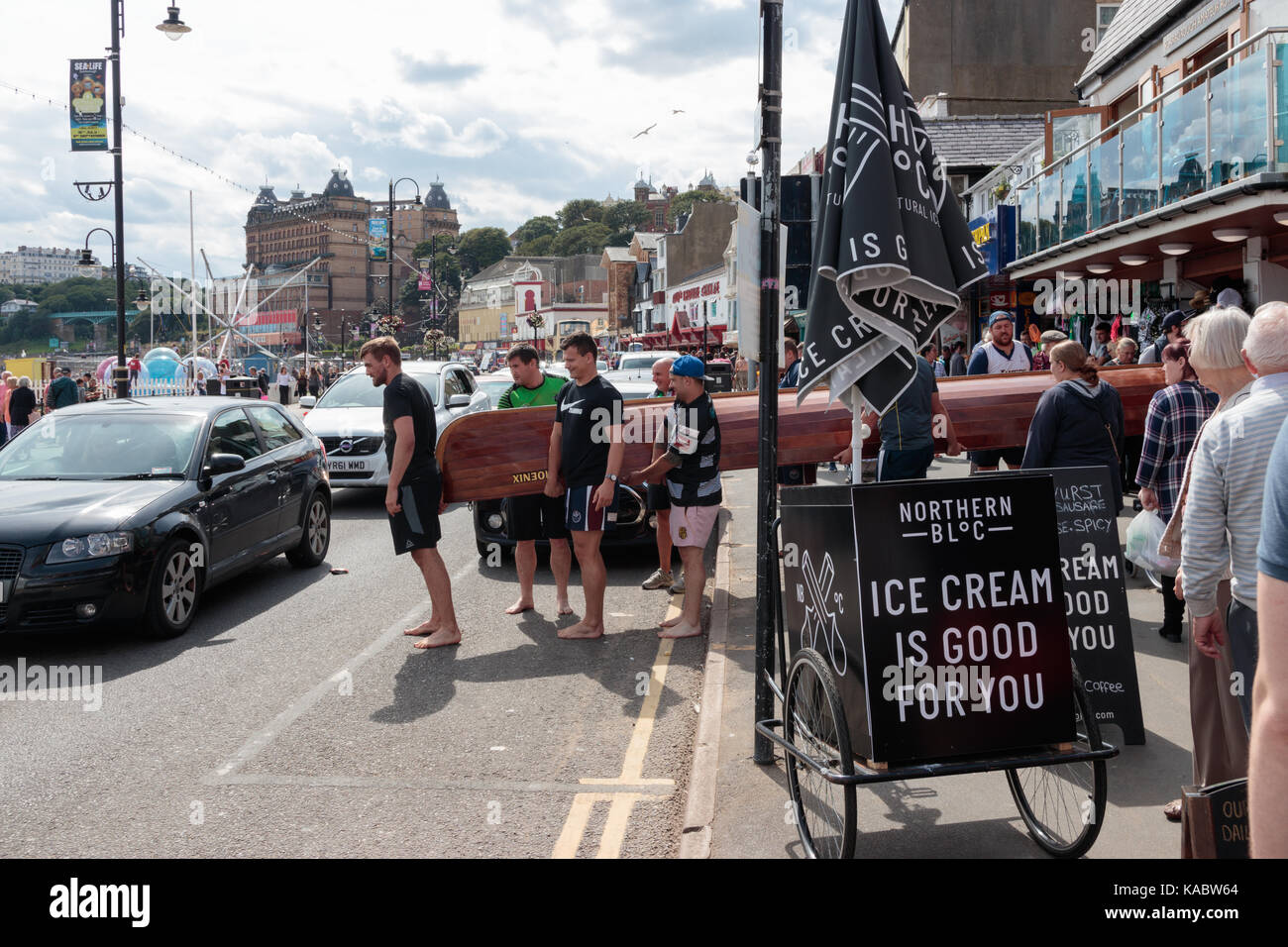 Scarborough rowing club hi-res stock photography and images - Alamy