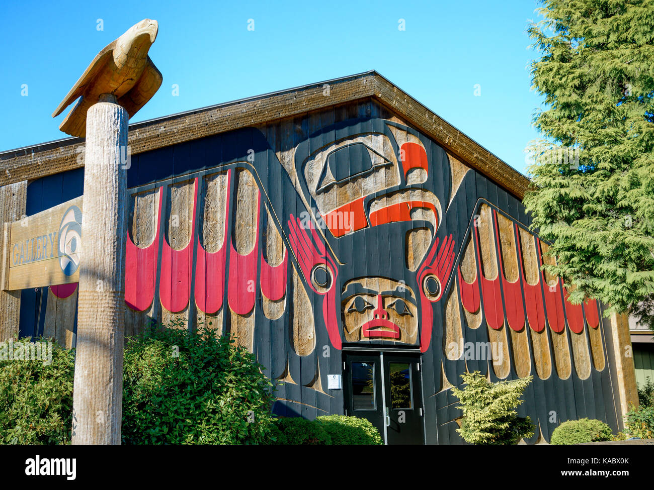 Eagle Aerie Gallery, Roy Henry Vickers' artist-owned gallery, Tofino ...