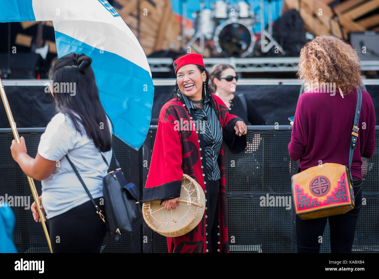 First nations woman canada hi-res stock photography and images - Alamy