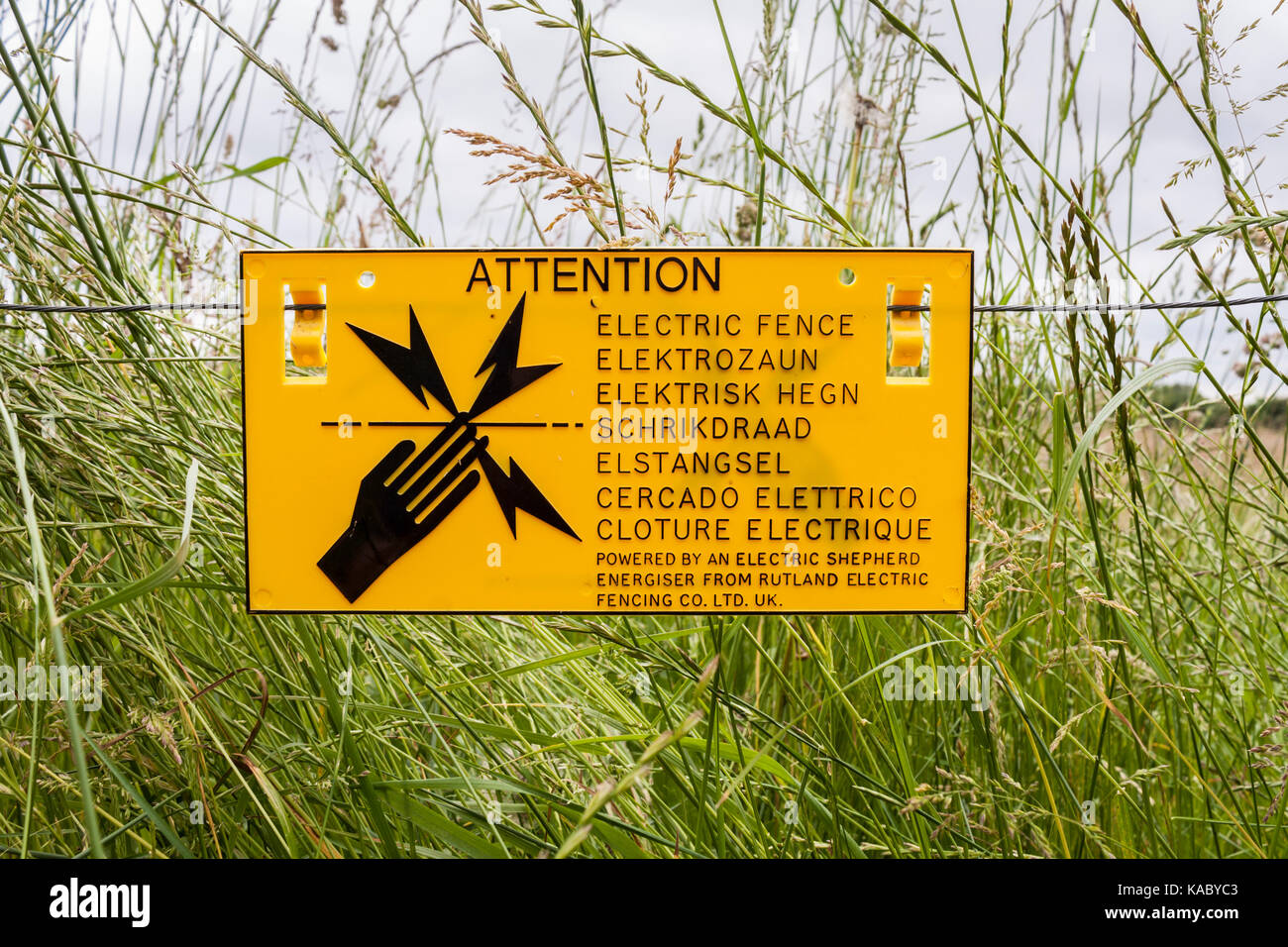 Electric fence hi-res stock photography and images - Alamy