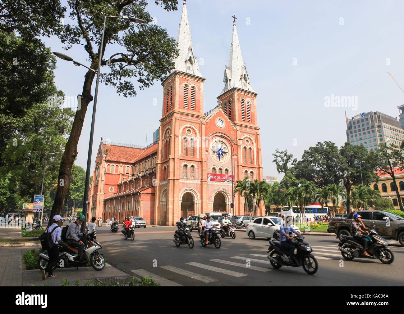 Old and modern architecture on the Cathedral square of Saigon, Vietnam ...