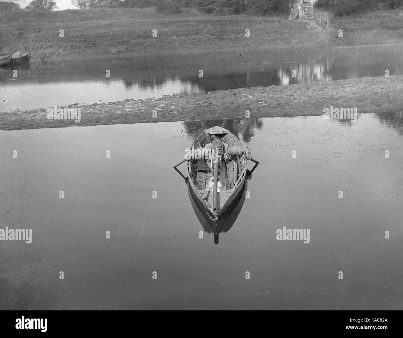 Flat bottomed watercraft Black and White Stock Photos & Images - Alamy