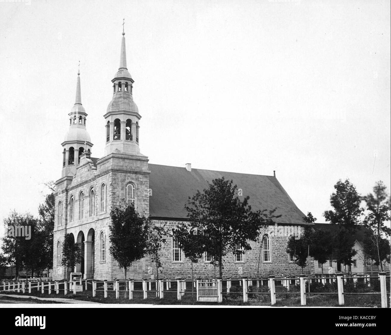 Saint Jacques le Majeur de L Achigan Stock Photo - Alamy