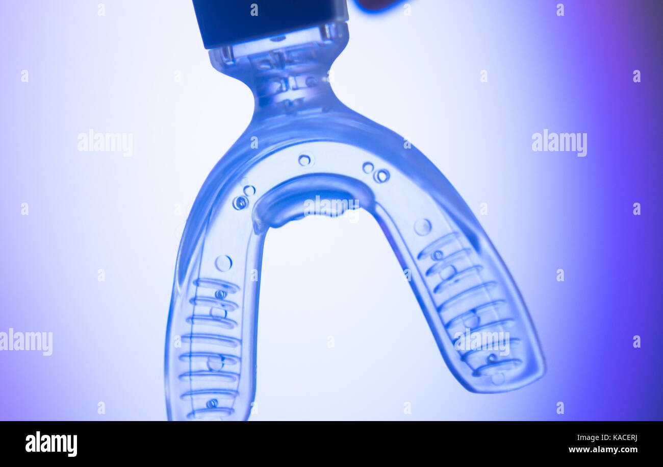 Dental bracket aligner accelerator vibrator for orthodontic ...