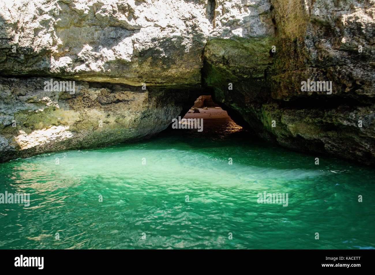 Geological rock formations and caves on the Algarve coast of Portugal ...